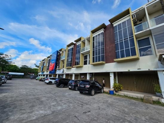 Ruko Besar 3 Lantai Taman Golf Residence 3 Sukajadi Hadap Jalan besar ...
