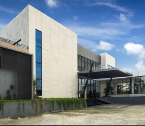 Gedung Dijual di Puspitek Serpong Siap Pakai Luas 6500m - oleh Lucy Widjaya