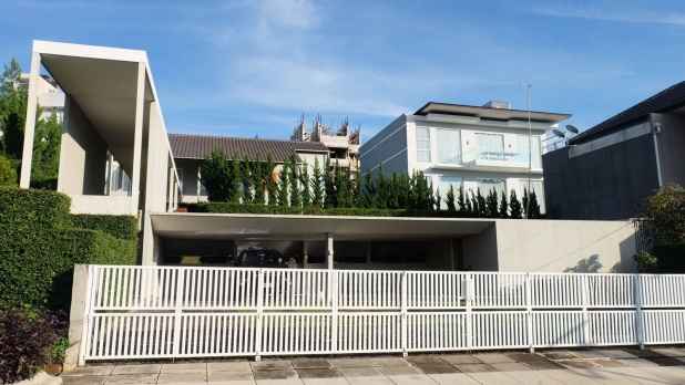 Rumah Luxury Dago Resort, Arsitek Tak Tik Lam, Termewah Terluas - oleh ...