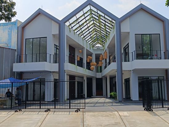 Ruko Perkantoran Cocok Untuk Usaha Kantor, Gudang Dan Kuliner Lokasi ...