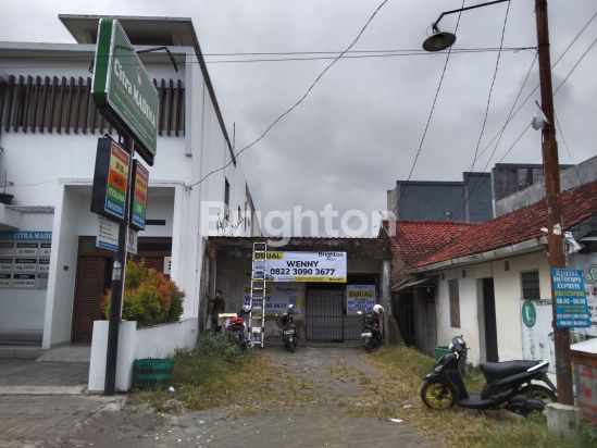AREA KOMERSIAL SONOSEWUSELANGKAH UPY UNIVERSITAS PGRI YOGYAKARTA, ALUN-ALUN KIDUL KERATON ...