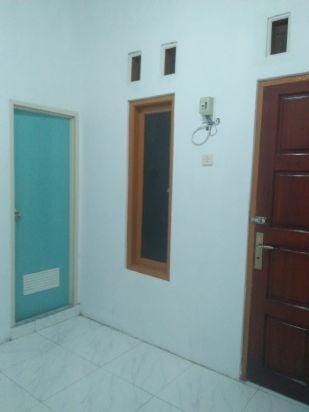 Disewakan Kontrakan di Jakarta Barat, Kamar Mandi Dalam - oleh Hery ...