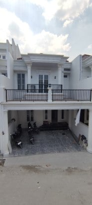 Rumah Classic Akses 2 mobil dekat pintu tol brigif Ciganjur Jagakarsa ...