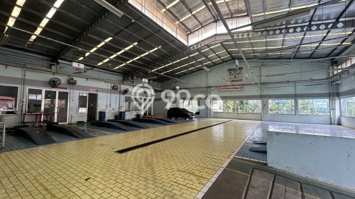 Disewakan Gedung Kantor Ex Showroom + Bengkel Mobil di Danau Sunter 2 ...