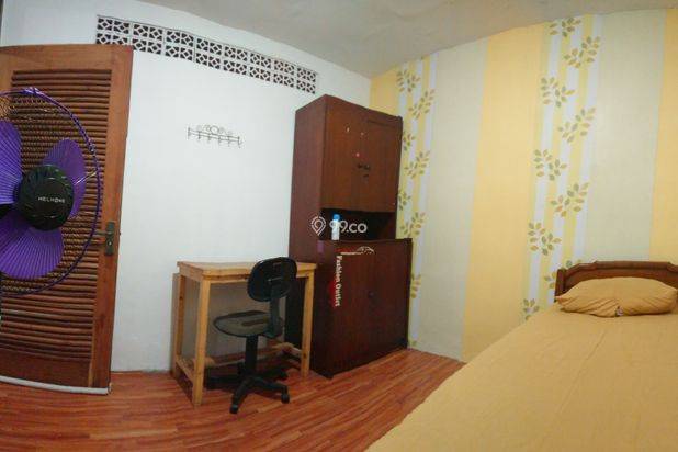 Sewa Penginapan di Raffles Hills, Jakarta Timur