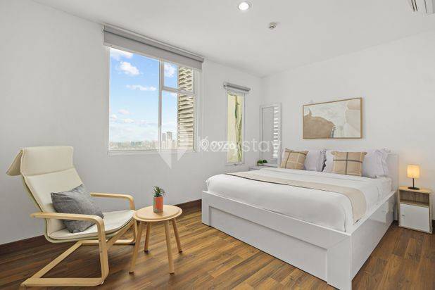 Sewa Apartment Gallery West AKR - 1BR - Fully Furnished - oleh Kozystay