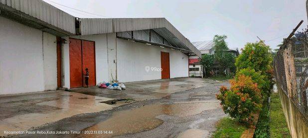 Gudang Pekayon pasar rebo Jaktim - oleh RIAL