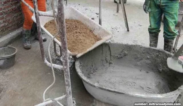 Takaran Cor Beton Manual yang Ideal agar Struktur Bangunan Kuat
