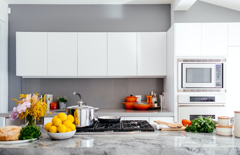 6 Desain Kitchen Set yang akan Populer 2021. Siap Renovasi Dapur?