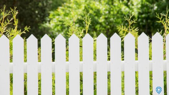 Ragam Model Pagar Kayu Minimalis dan Cara Membuatnya