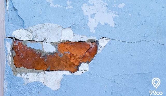 Tembok Retak – Penyebab, Jenis dan Cara Mengatasinya
