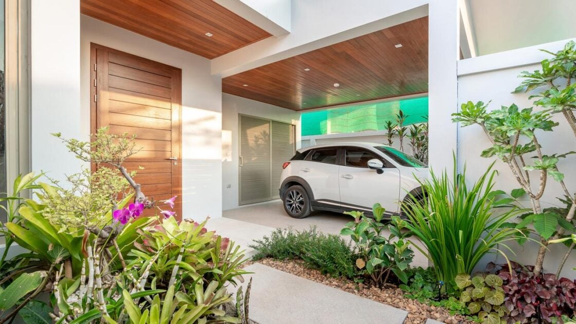 9 Desain Garasi Mobil Rumah Kecil Terbaru beserta Ukurannya