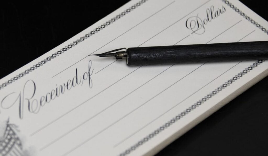 Begini Contoh Kwitansi Sewa Rumah & Cara Menulisnya