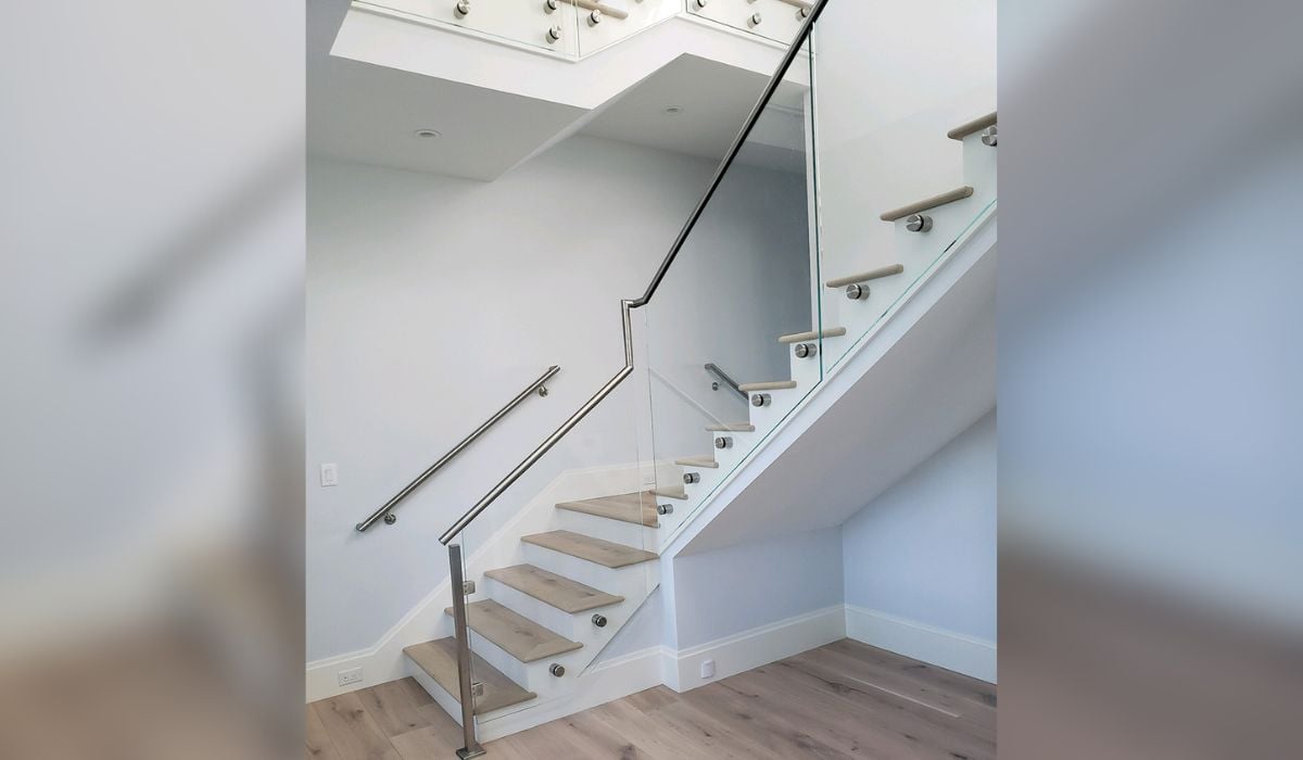 13 Desain Tangga Ruko Minimalis, Ada yang Multifungsi