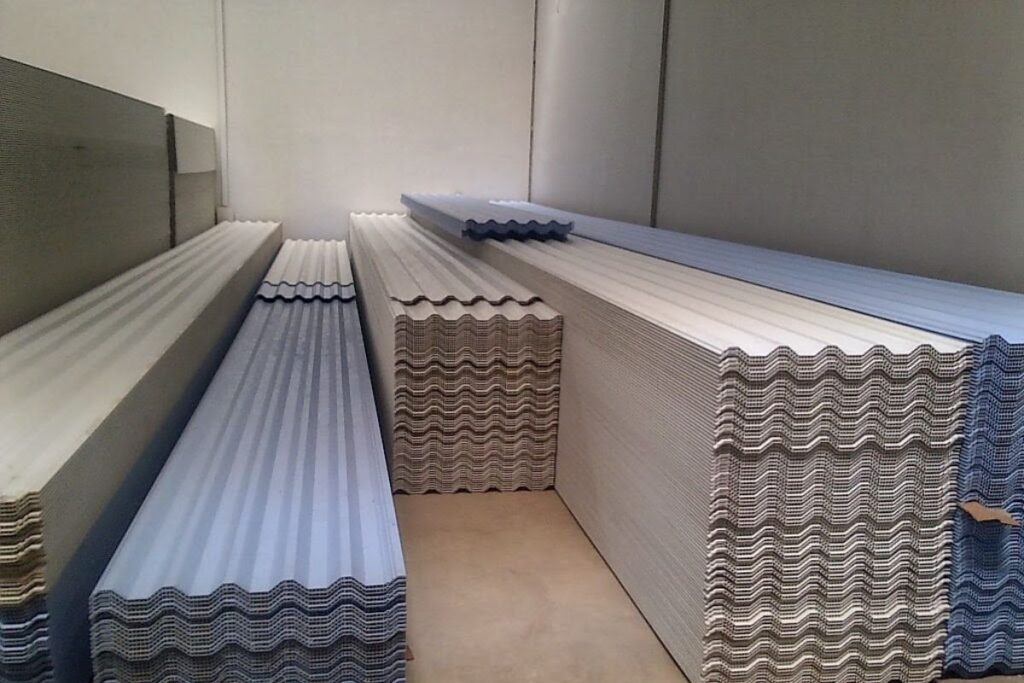 Mengenal Atap Alderon: Kelebihan, Kekurangan, Jenis & Harga