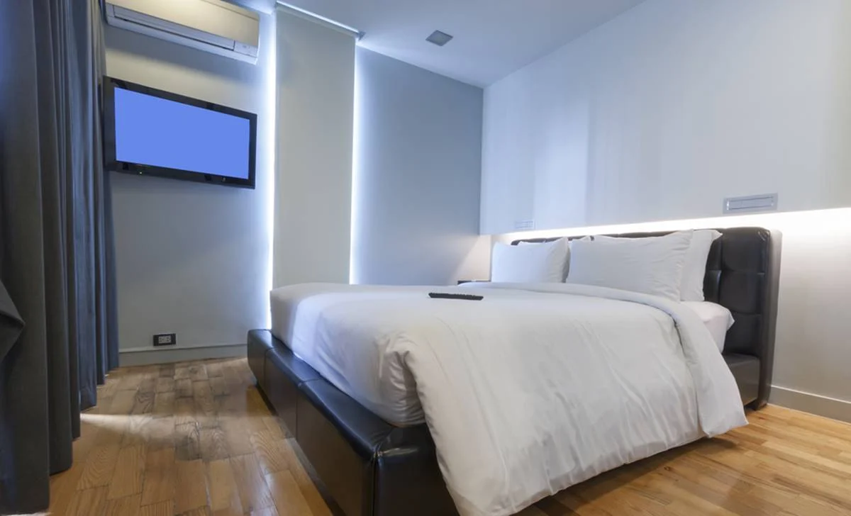 Begini Posisi AC di Kamar Tidur yang Benar & Cara Aturnya