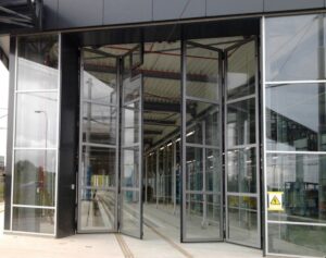 6 Model Pintu Lipat Besi Ruko Terbaru Disertai Harganya