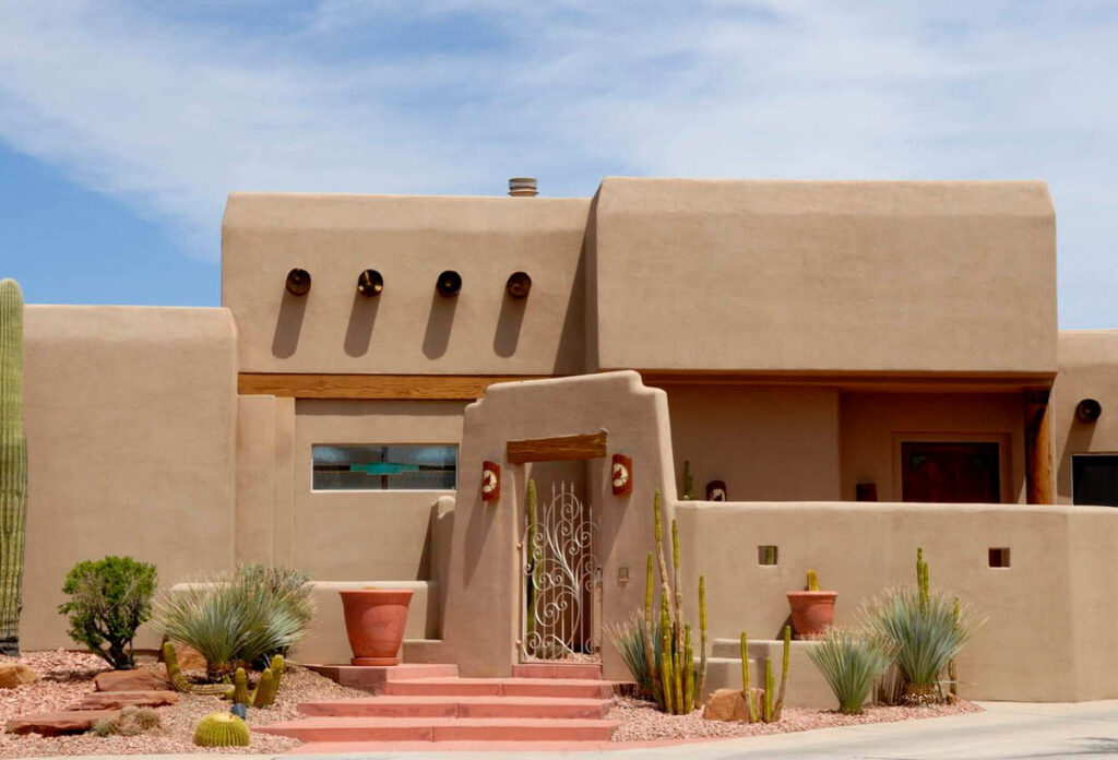 7 Karakteristik Rumah Model Spanyol beserta Keunikannya