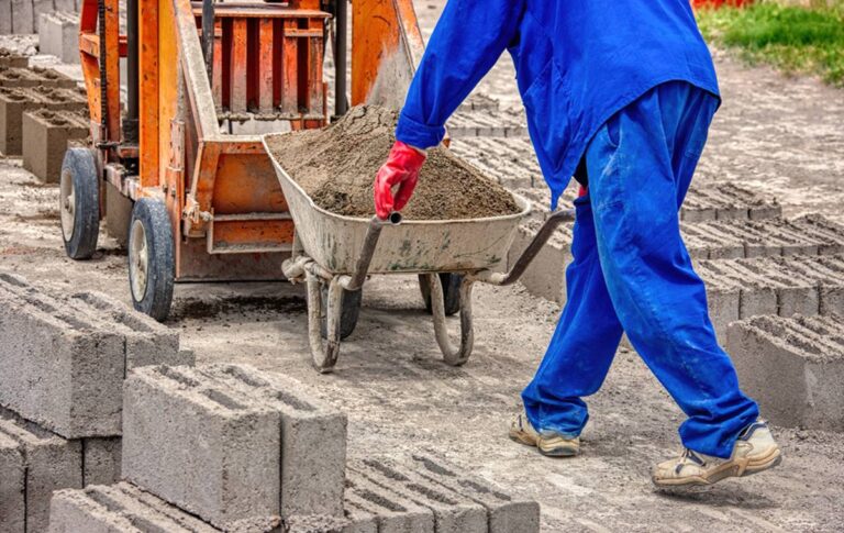 6 Cara Meninggikan Rumah Tanpa Bongkar Bangunan Utamanya