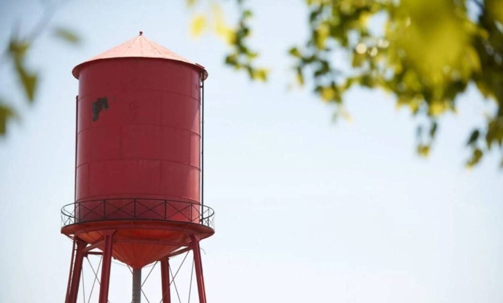 8 Inspirasi Desain Tempat Toren Air, Sederhana tapi Bagus!