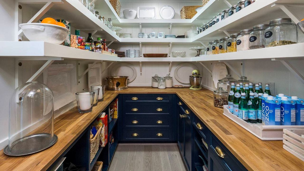 10 Desain Pantry Dapur Cantik, dari Sederhana hingga Modern