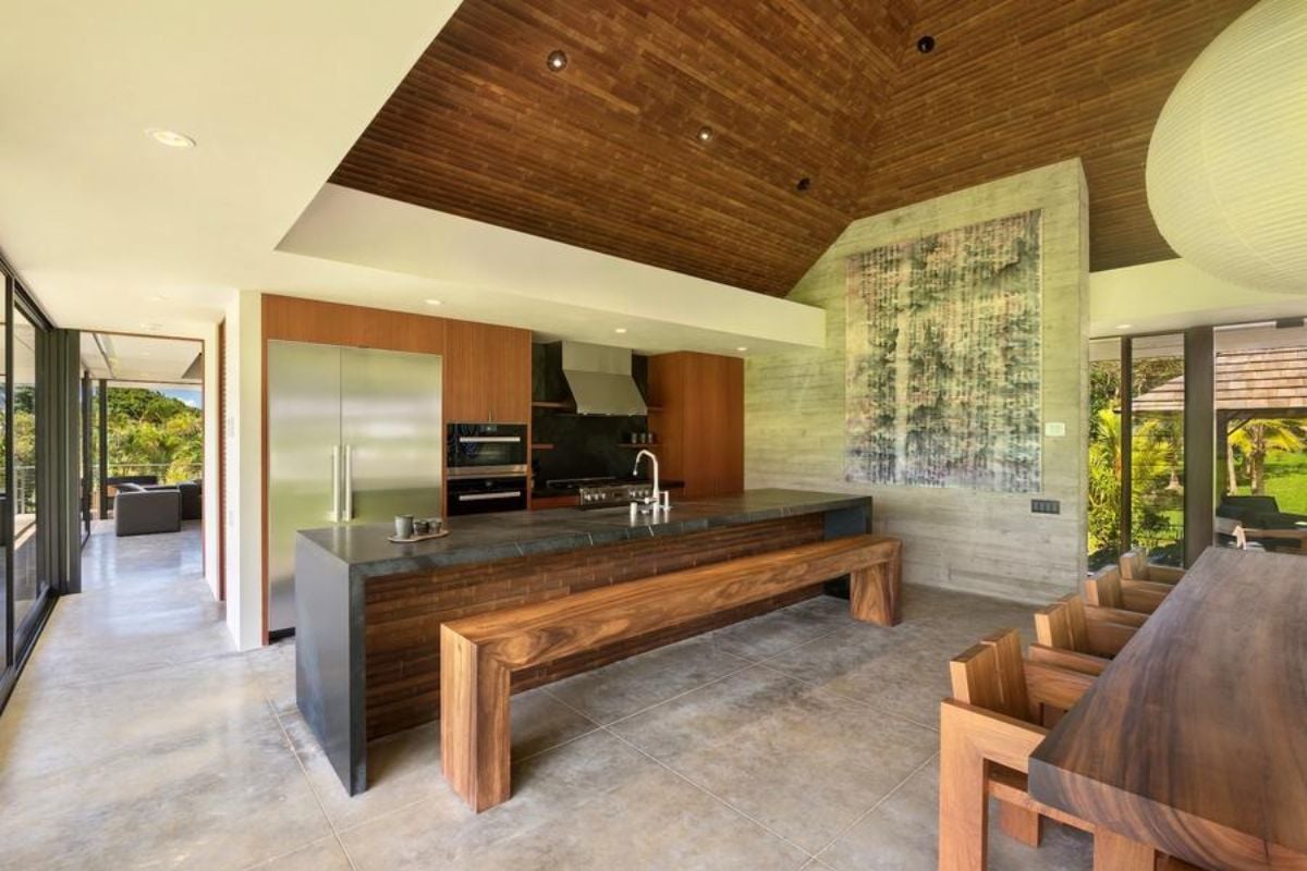 Mengenal Rumah Hawaii, Ciri Arsitektur & 4 Inspirasi Desain