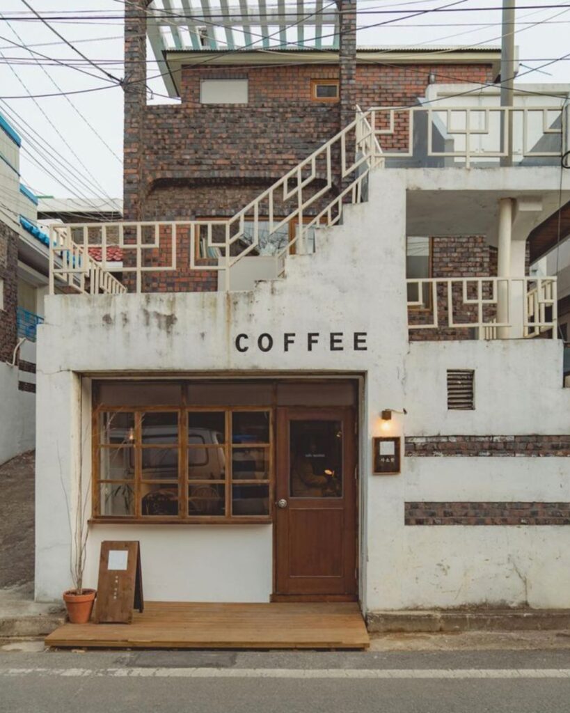 15 Desain Ruko 3 Lantai Tampak Depan Terbaik