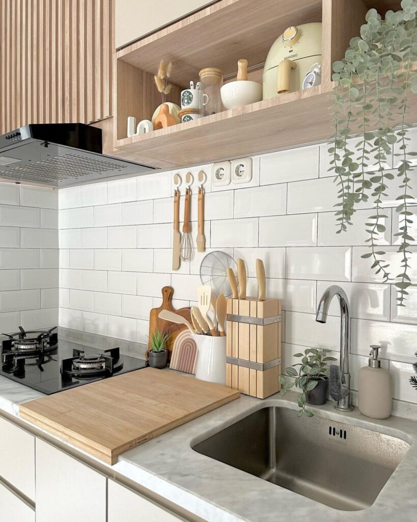 10 Ide Desain Dapur Sempit, Memasak Jadi Super Praktis