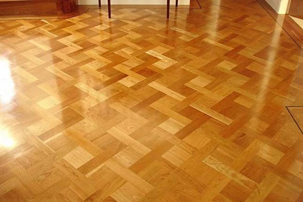 9 Rekomendasi Keramik Motif Kayu untuk Ruang Tamu Minimalis