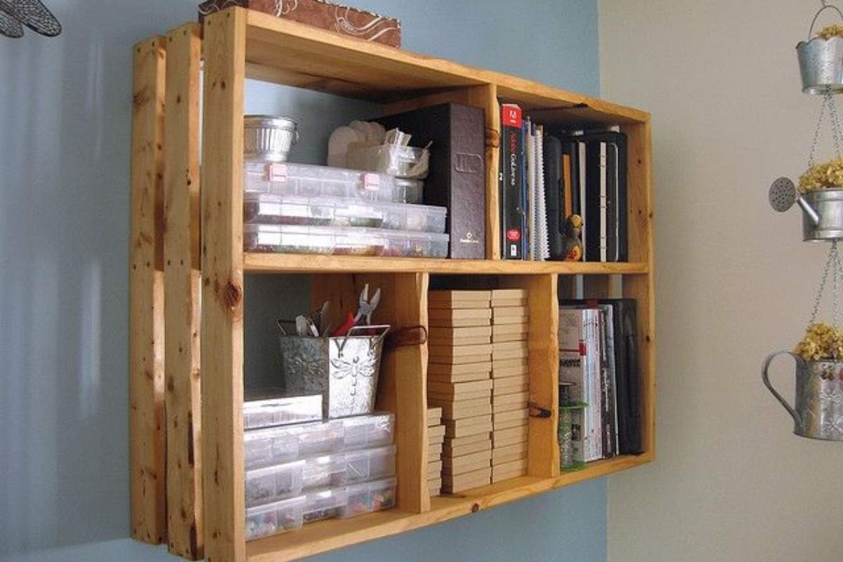 10 Inspirasi Model Rak Dinding Tempel Minimalis yang Estetik