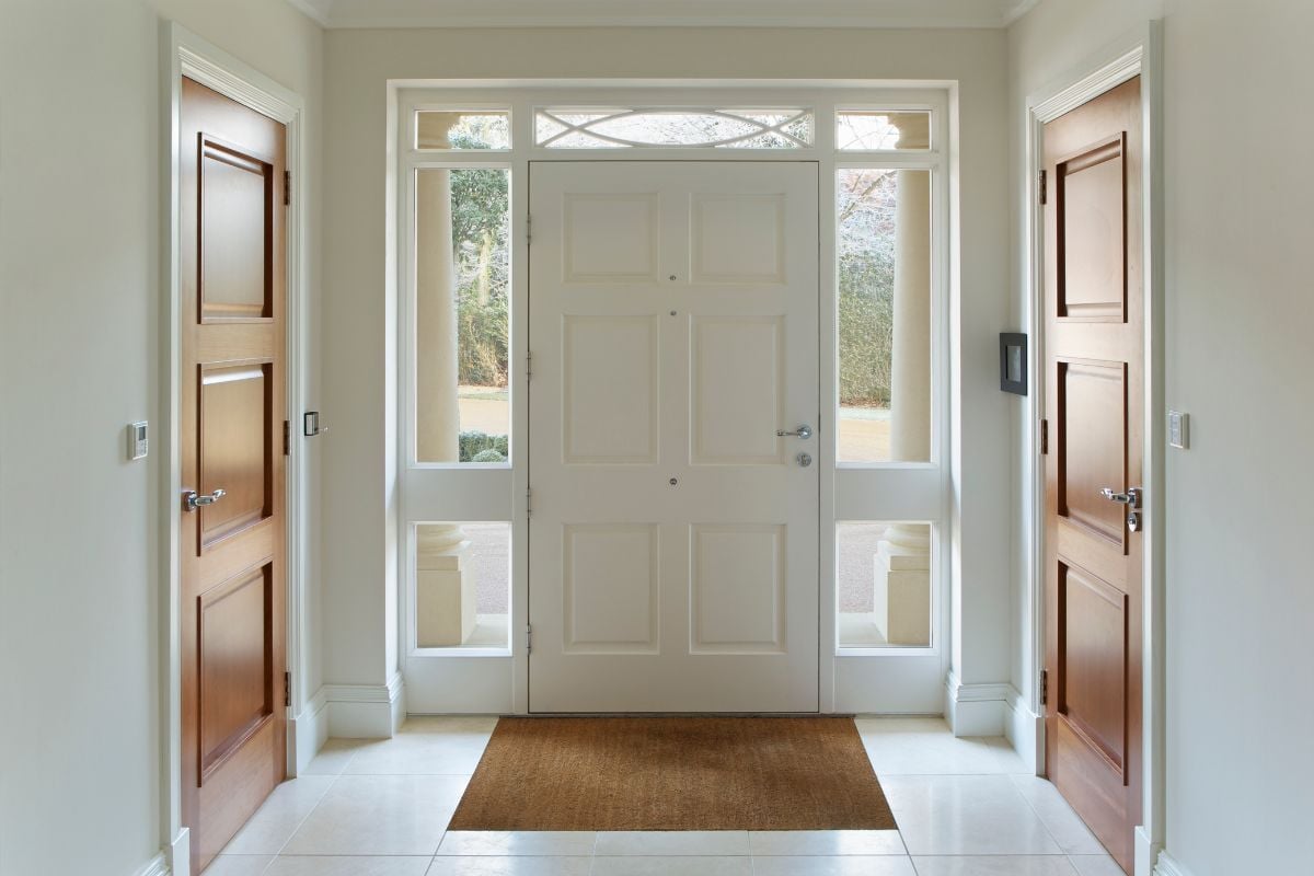 5 Inspirasi Bentuk Pintu Rumah dan Tips Memilihnya