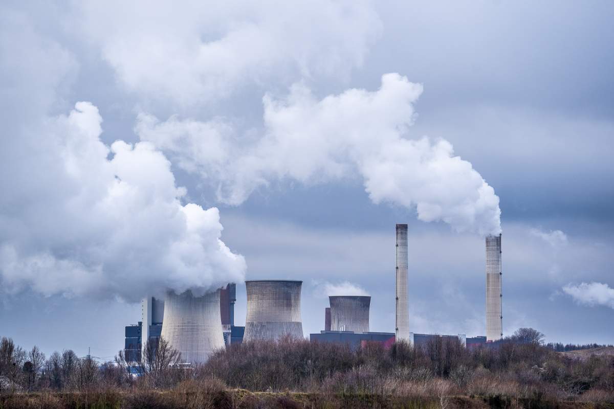 10 Contoh Pencemaran Udara, Dampak dan Cara Mengatasinya