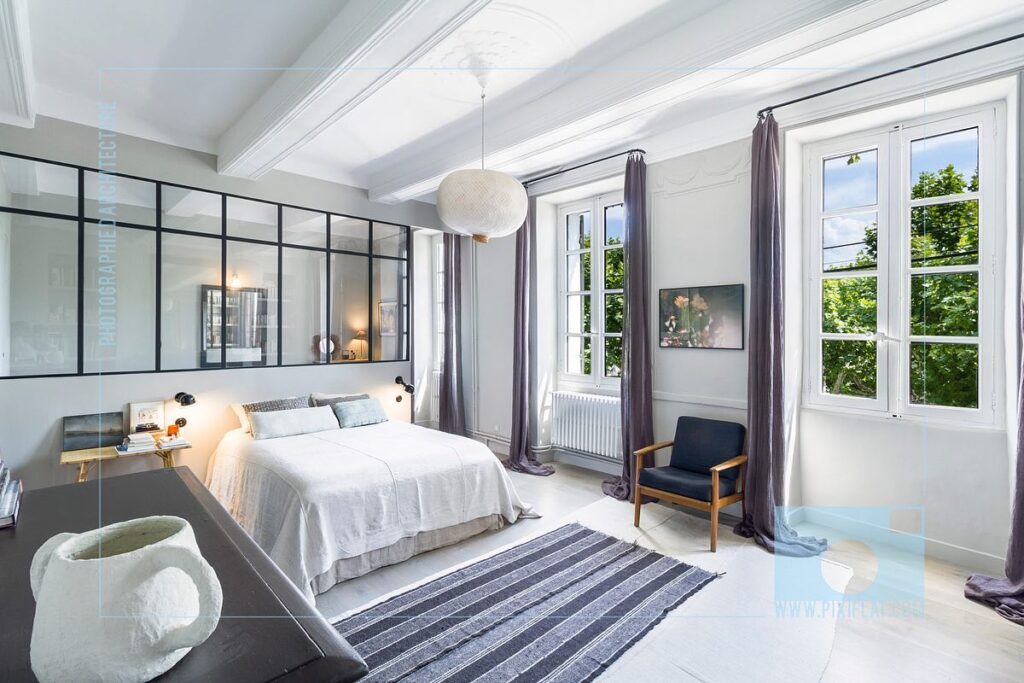 16 Desain Kamar Tidur dan Kamar Mandi Dalam yang Nyaman