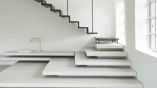 10 Inspirasi Desain Keramik Tangga Minimalis Anti-licin Terbaru