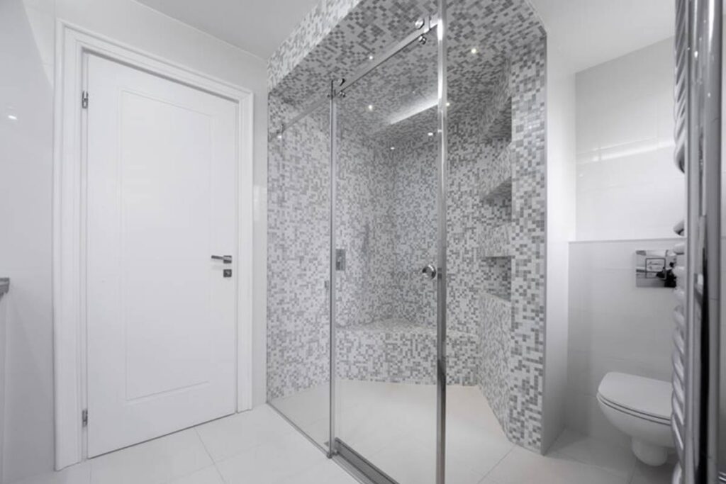 8 Model Partisi Kaca Kamar Mandi yang Estetik dan Fungsional