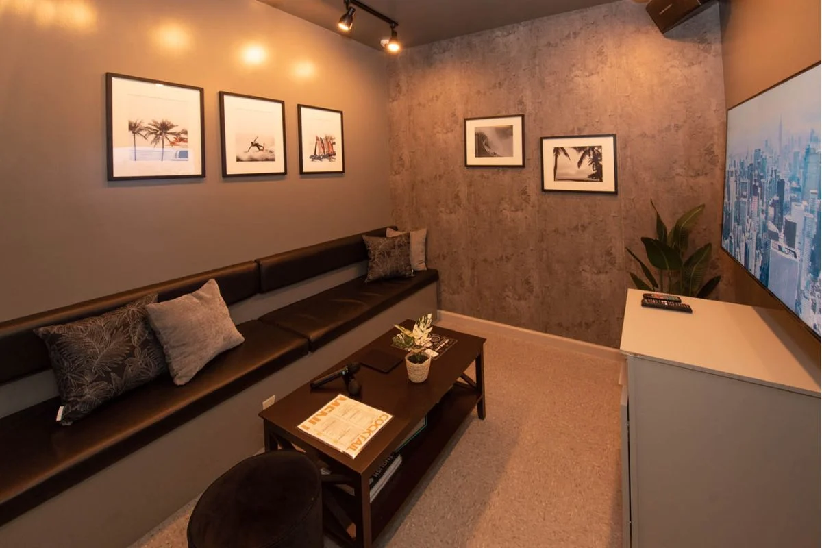 7 Ide Desain Ruang Karaoke Kecil di Rumah