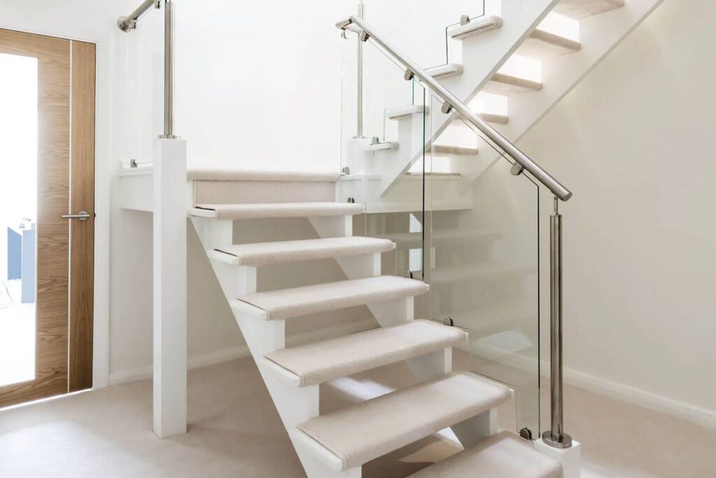 17 Model Tangga Besi Minimalis Terbaru yang Estetik