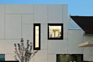 Mengenal Apa Itu Tali Air, Fungsi dan Inspirasinya pada Rumah