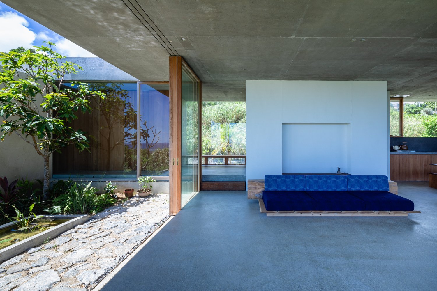 Lantai Semen: Tutorial Pengacian, Keunggulan & Ide Penerapan