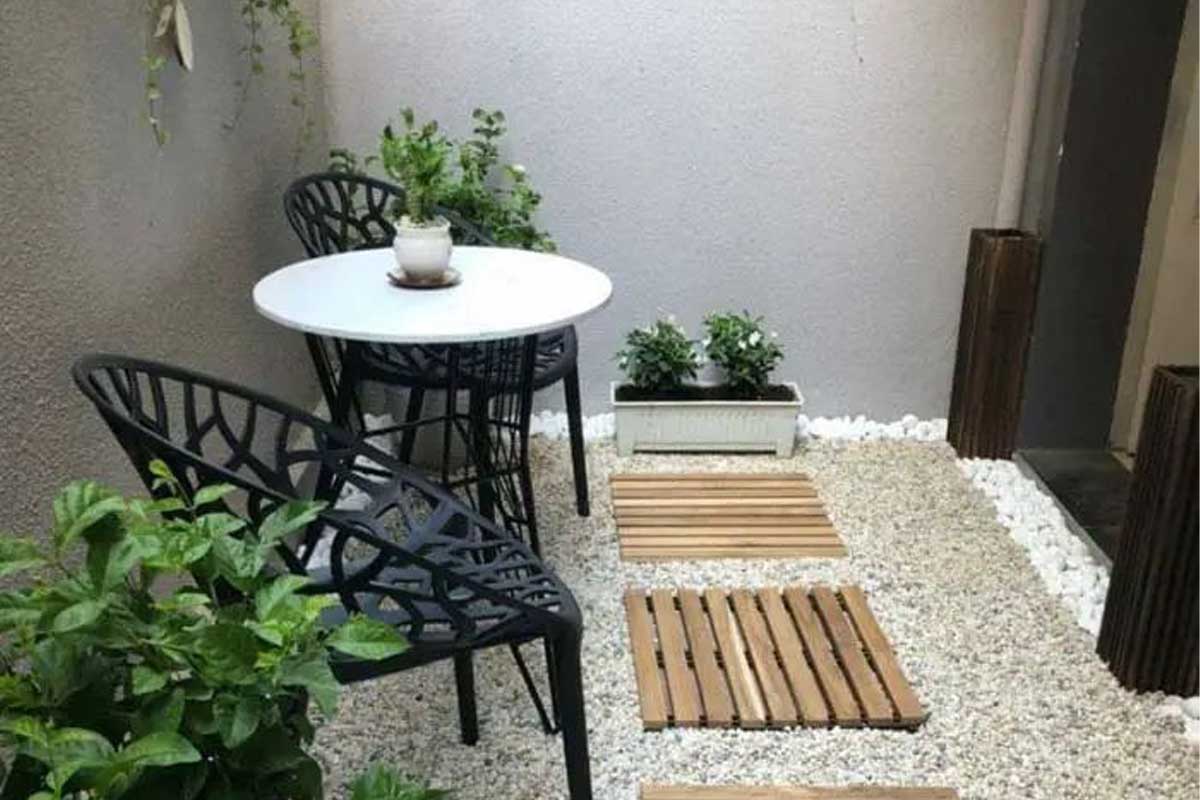 9 Desain Ruang Tamu Outdoor Estetik untuk Rumah Minimalis