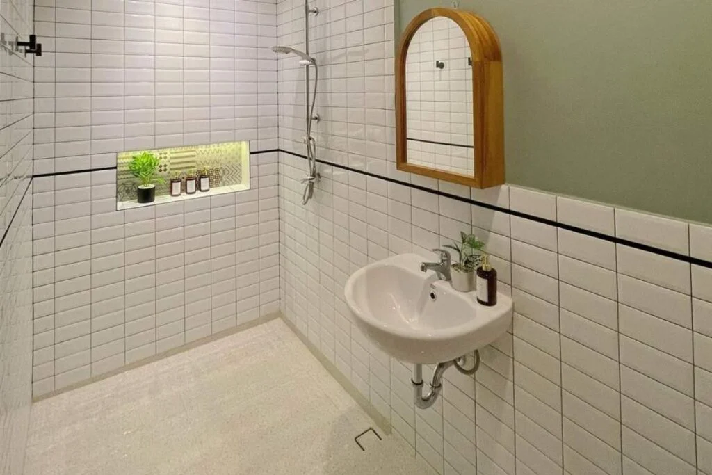 Ukuran Keramik Kamar Mandi untuk Dinding dan Lantai Terlengkap