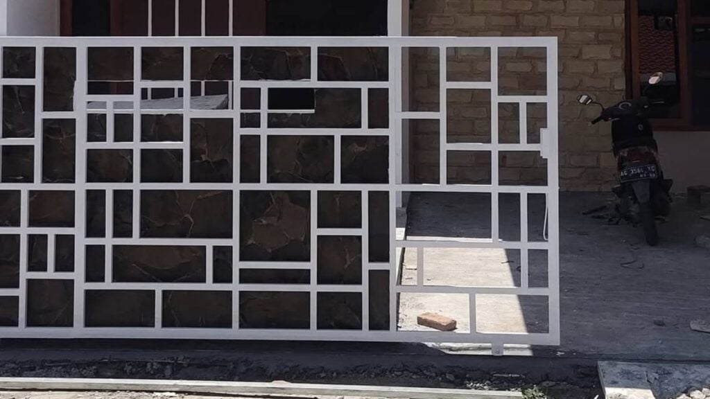 15 Warna Cat Pagar Rumah Minimalis yang Cantik dan Elegan