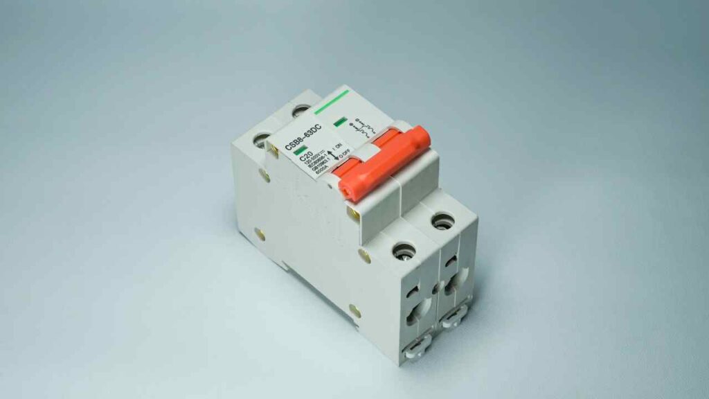 5 Rekomendasi Merk MCB yang Bagus, Antijeglek!