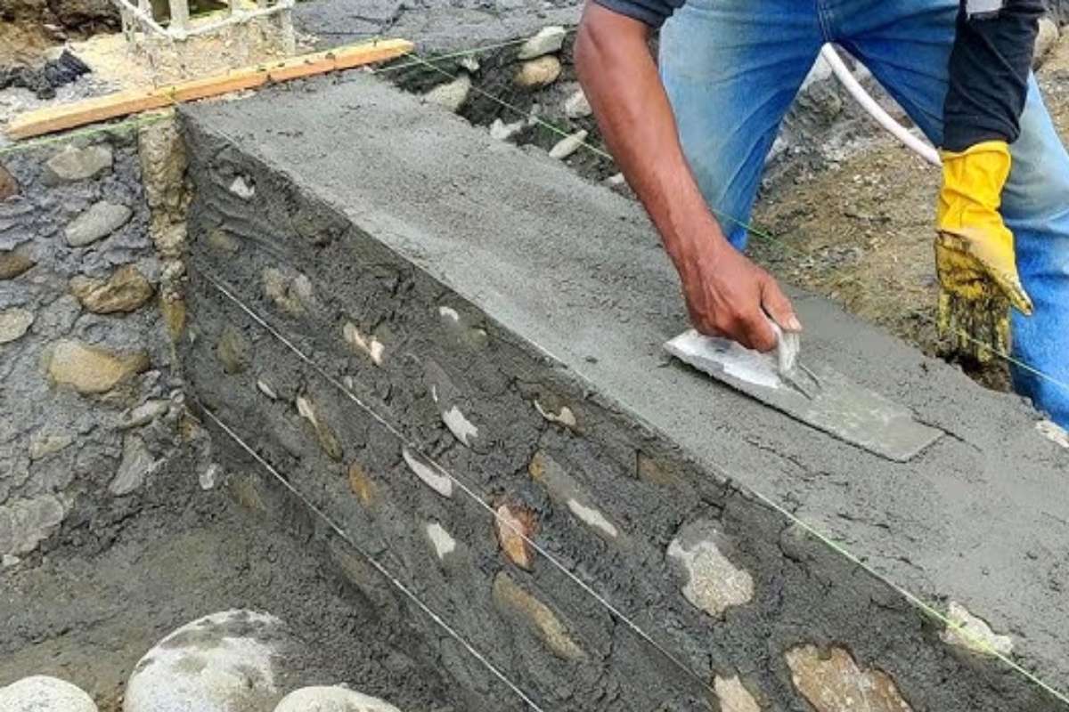 5 Jenis Pondasi yang Cocok untuk Rumah 2 Lantai