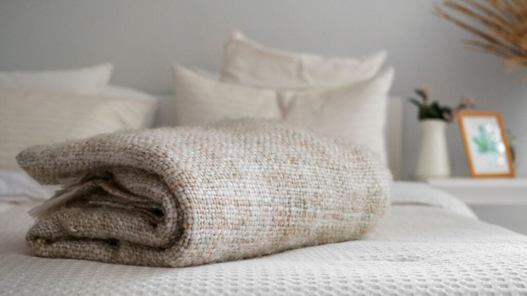 5 Macam-Macam Ukuran Selimut untuk Berbagai Jenis Kasur