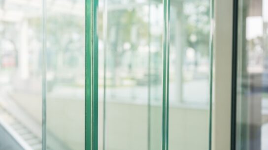 9 Jenis Jenis Kaca untuk Rumah, Pahami Fungsinya