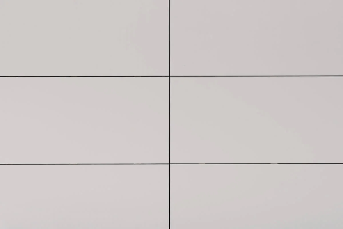 12 Jenis Keramik Kamar Mandi Tidak Licin dan Mudah Dibersihkan