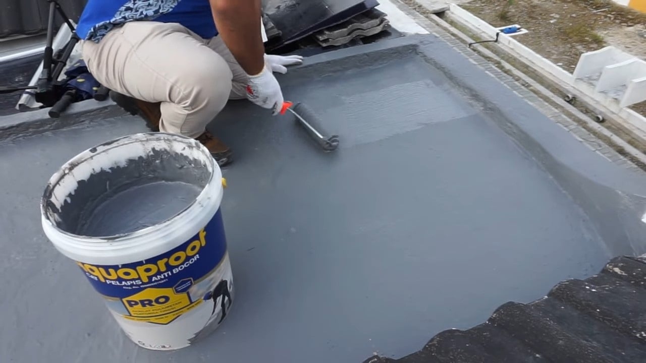 Cara Menggunakan Aquaproof yang Benar untuk Berbagai Permukaan