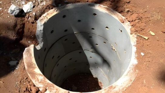 8 Cara Membuat Sumur Resapan Air Hujan di Rumah yang Benar