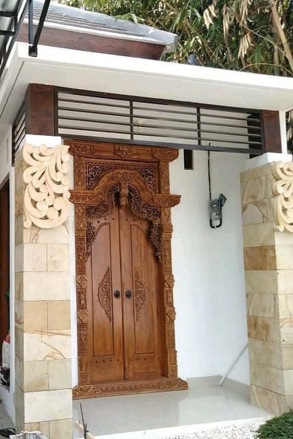 13 Inspirasi Model Profil Tiang Teras Rumah dari Minimalis hingga Modern